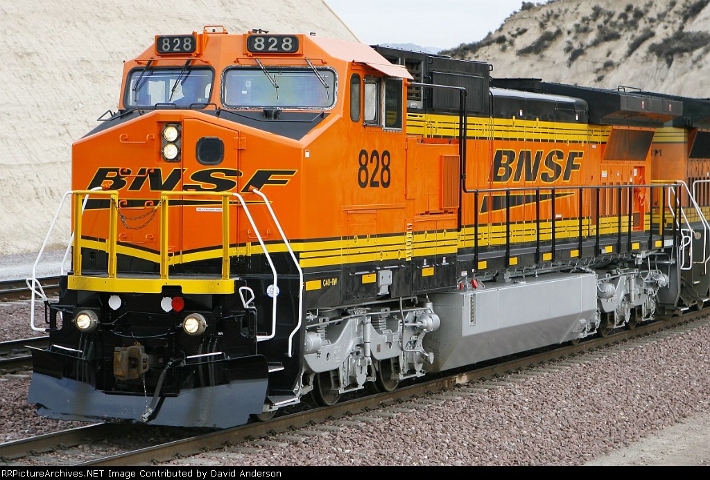BNSF 828